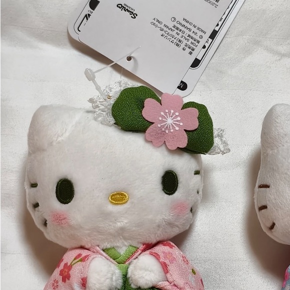 Sanrio | Toys | Hello Kitty Matcha Kimono Plush Keychain Sanrio ...